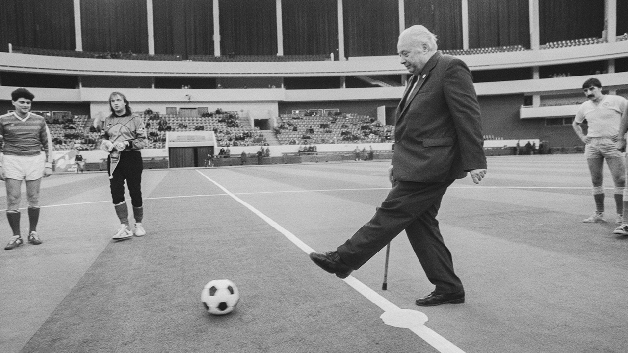 Раскрыты подробности отношений Николая Озерова со знаменитыми друзьями ...